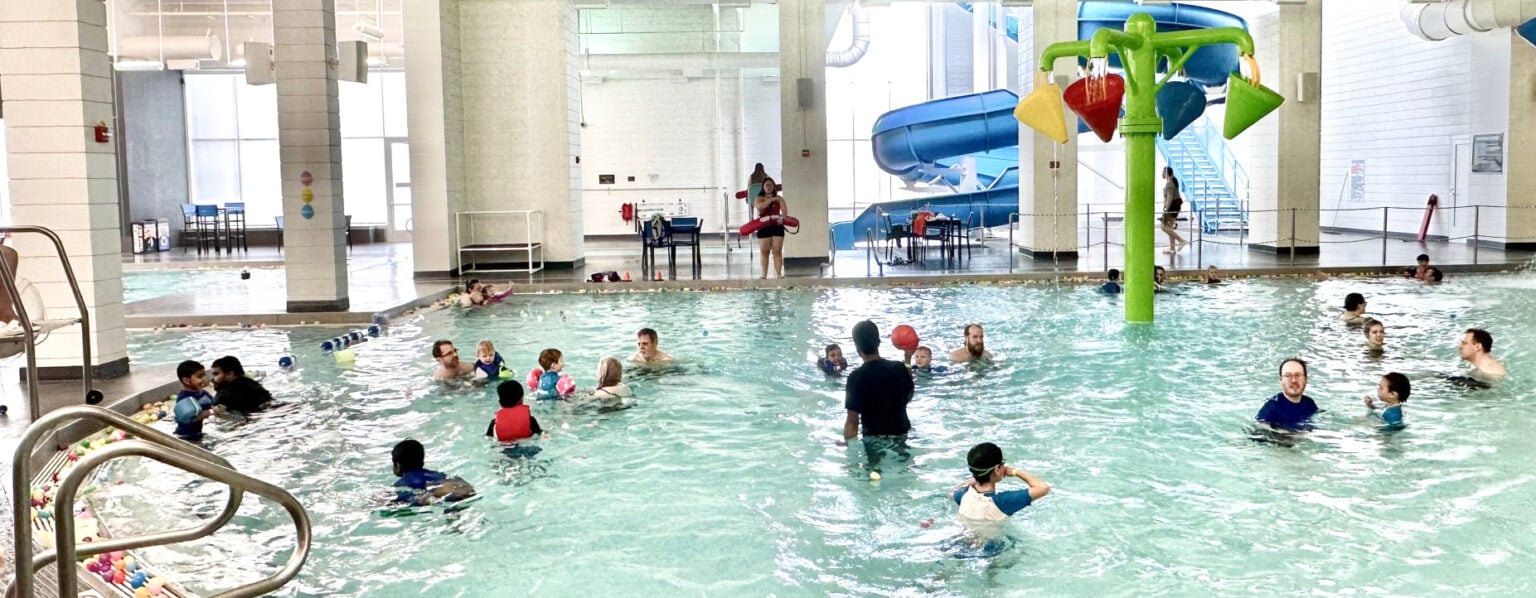 Best Minnesota Indoor Waterparks & Pools for Families