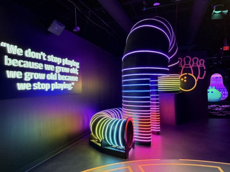 Super Neon: A Family-Friendly Glow-Up at Mall of America